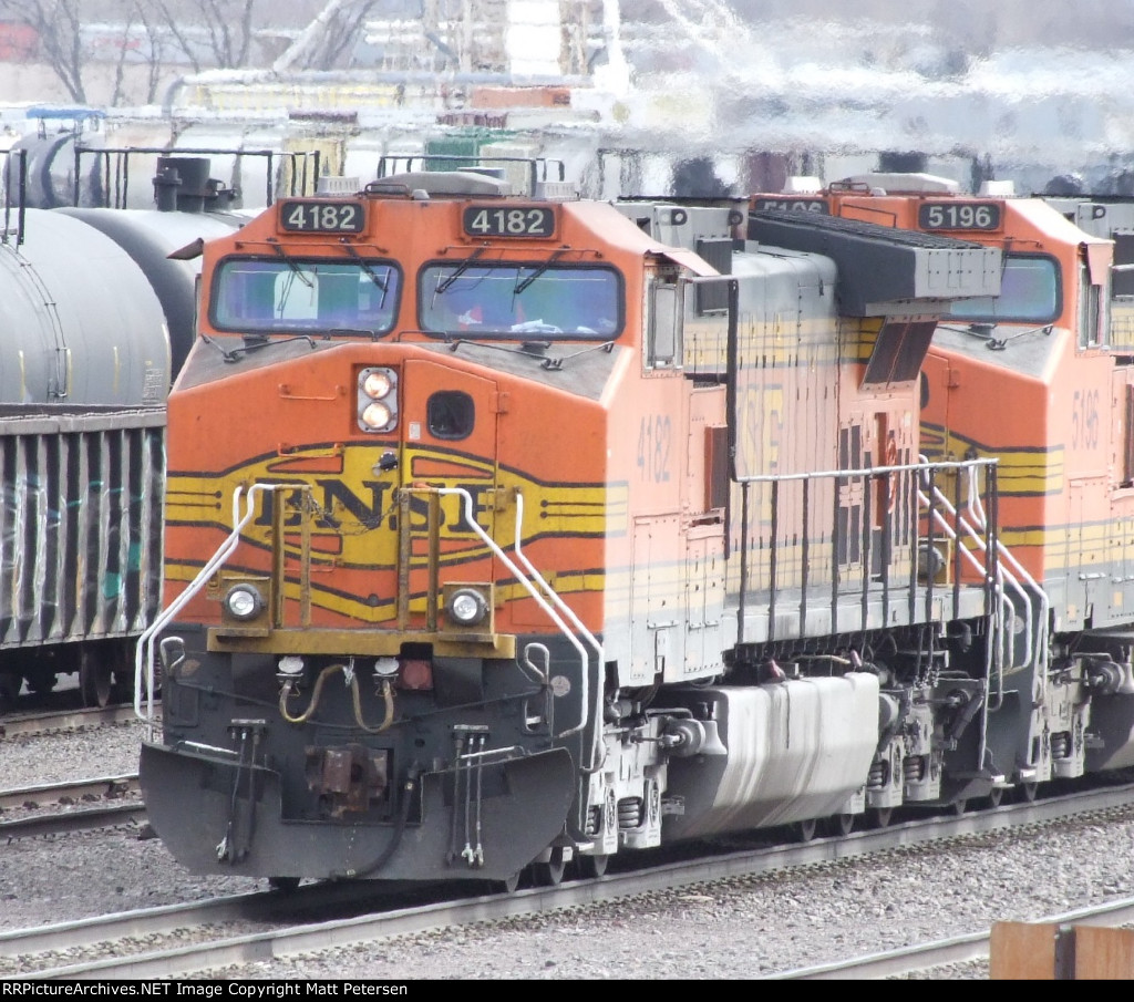 BNSF 4182